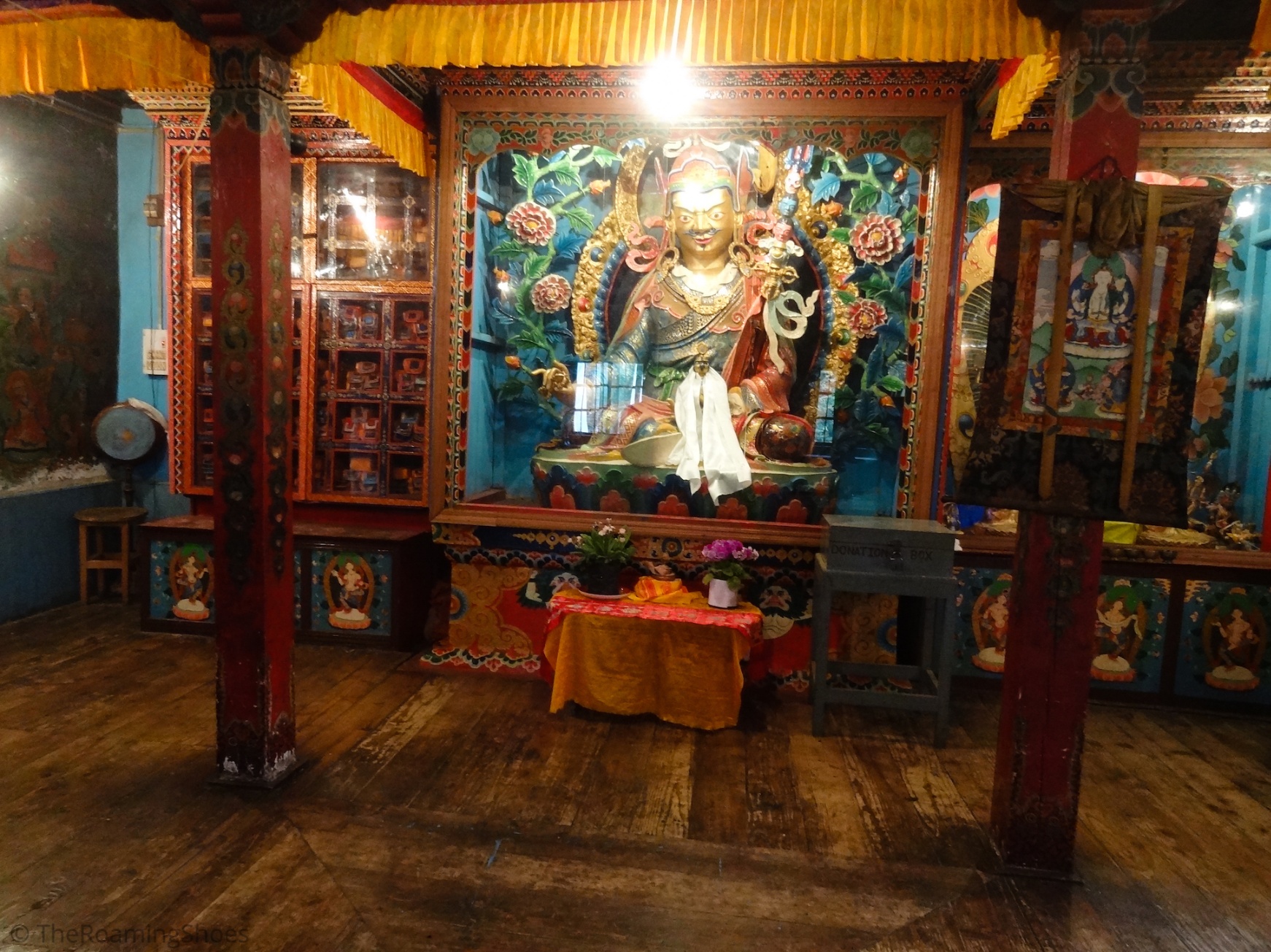 Varsey - A Trek through the forest of Rhododendrons